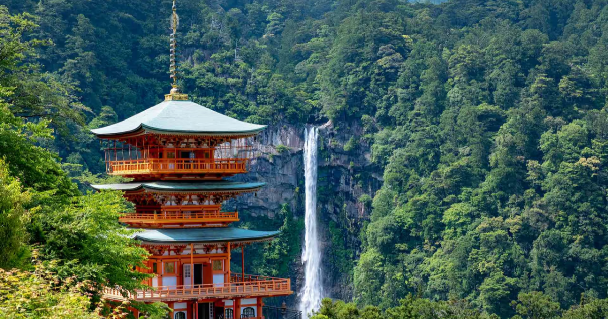 Japan Travel Destination - World Of Web Stories