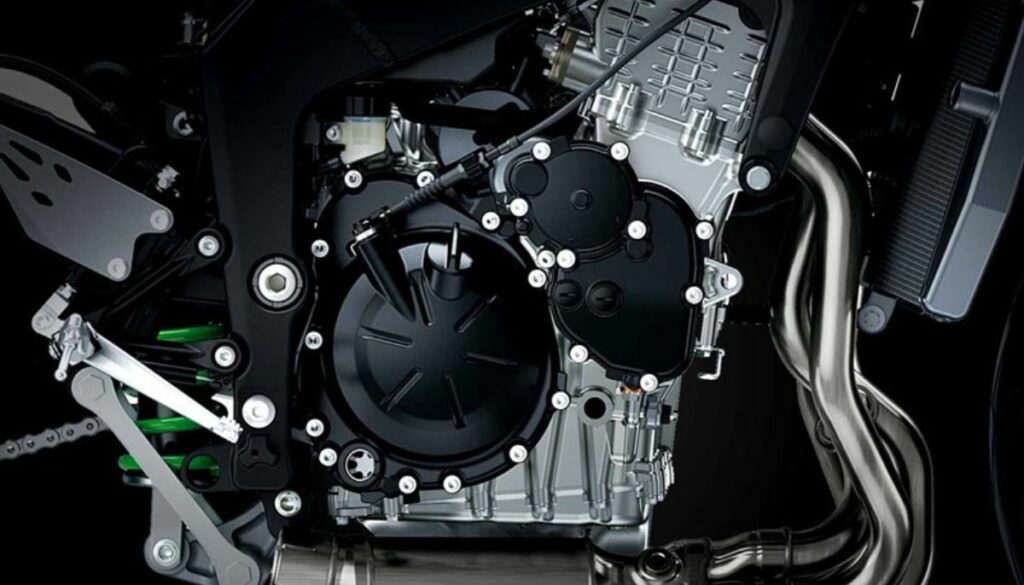 Kawasaki Ninja ZX-6R ready to wreak havoc in new avatar, with powerful ...